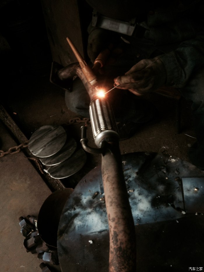 【图】02款polo火花塞孔里有很多机油_Polo论坛_汽车之家论坛